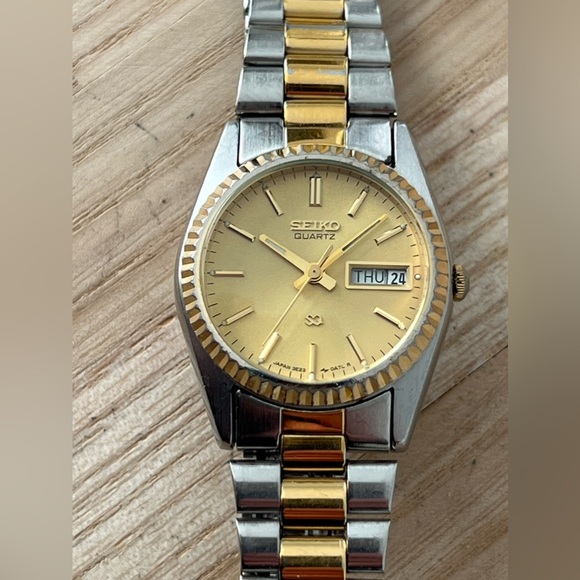 Seiko | Accessories | Seiko Sq Vintage Ladies Watch Twotone Weave ...